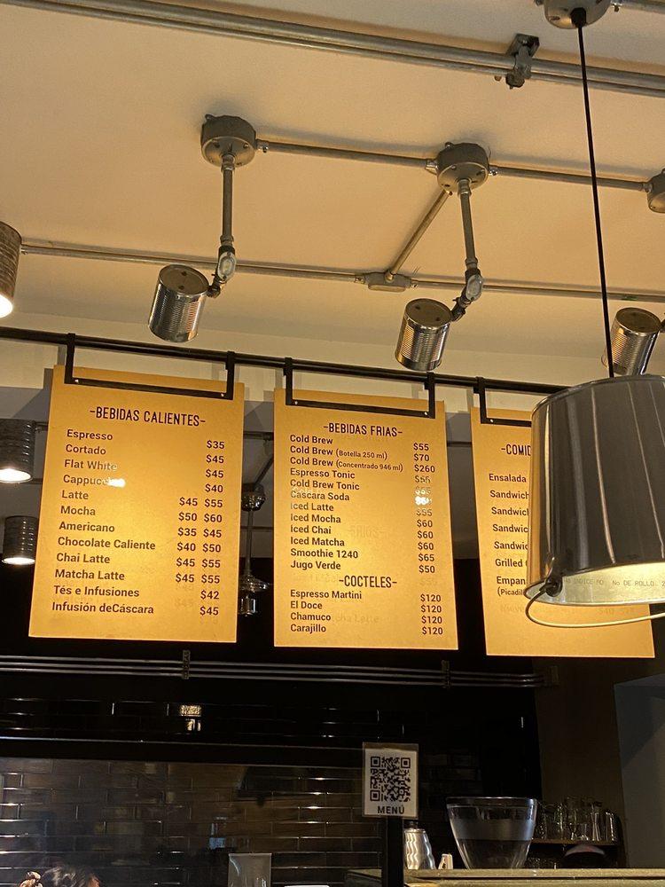 Carta de Doce Cuarenta Coffee & Bakery, La Paz, Calle Francisco I ...