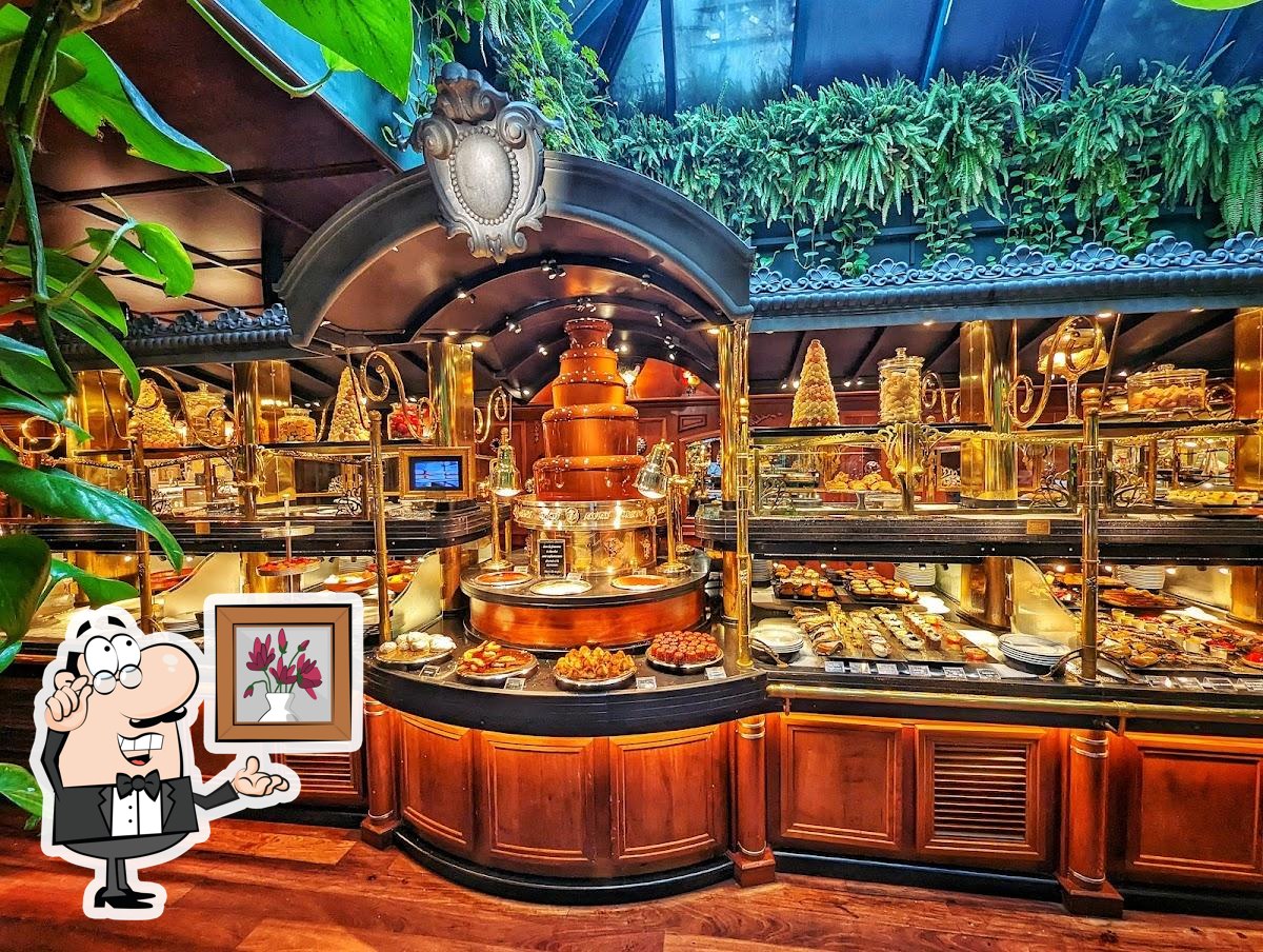 Les Grands Buffets, Narbonne - Restaurant menu, prices and reviews