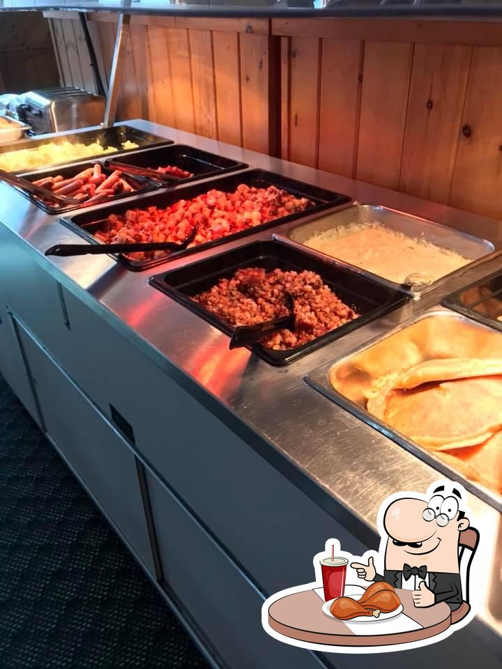 Tapps Bar & Grill, 664 Old Rte 201 in Moose River - Restaurant reviews