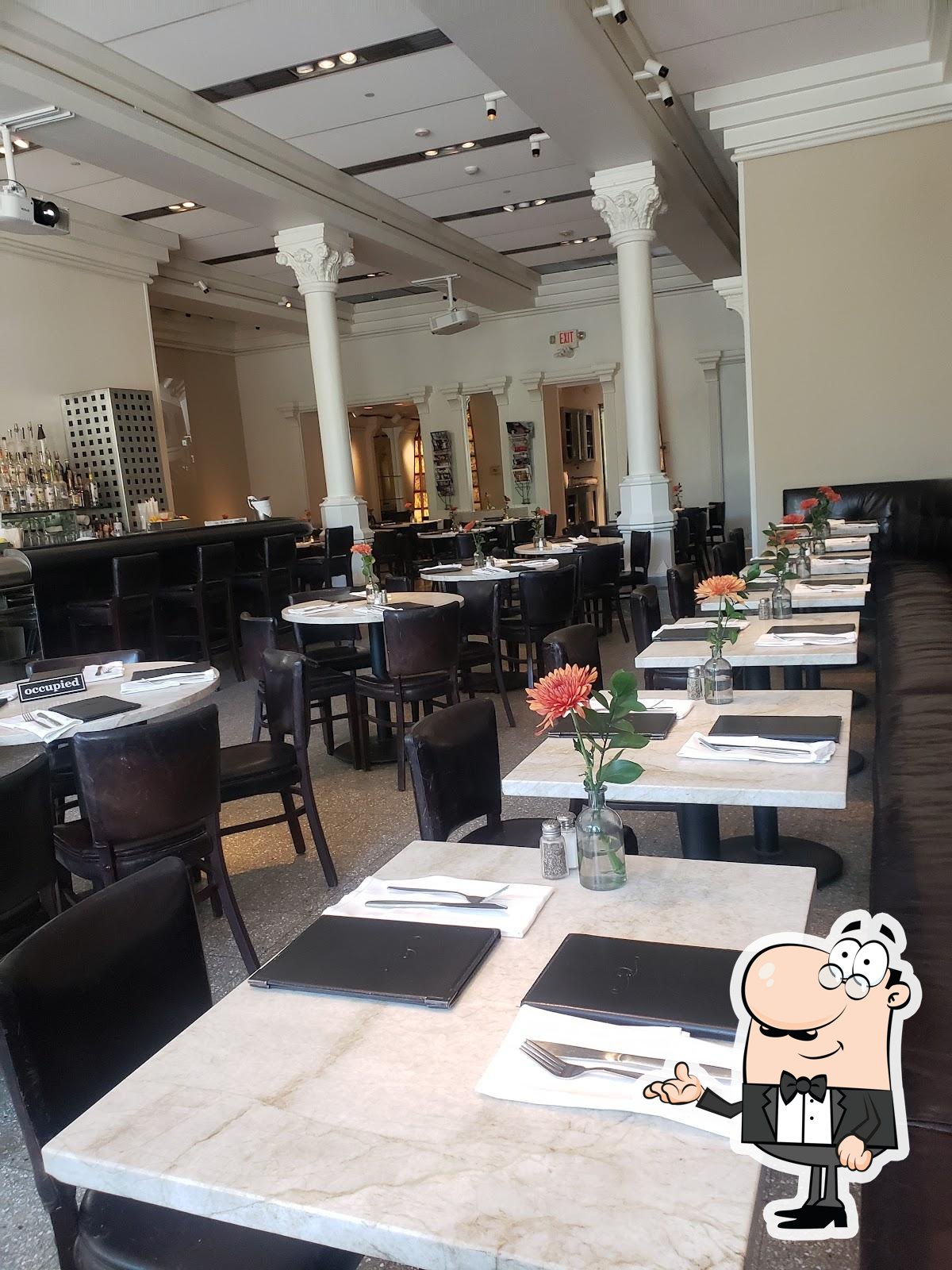 Elsa's On the Park, Milwaukee - Restaurant menu, prices and reviews