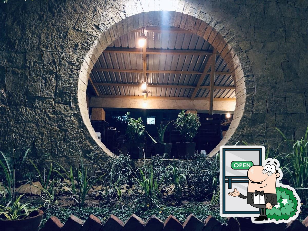 Kamla, Ahmedabad, 2GV9+M34 - Restaurant menu and reviews