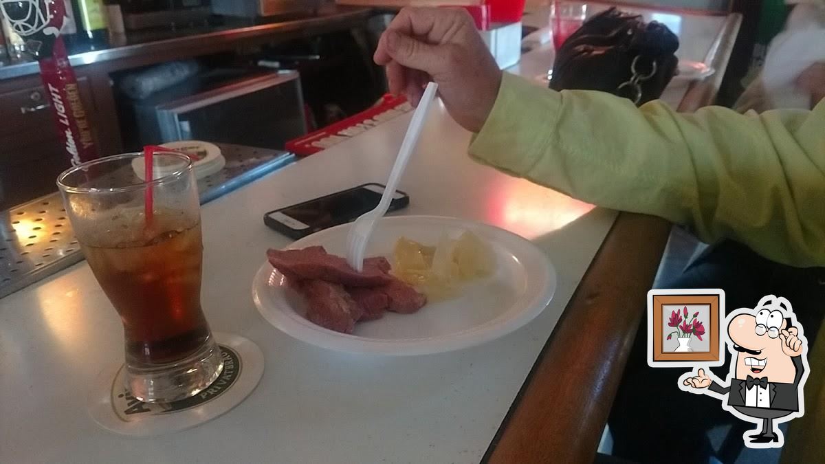 Hoagie's Bar in Saint Paul - Restaurant reviews