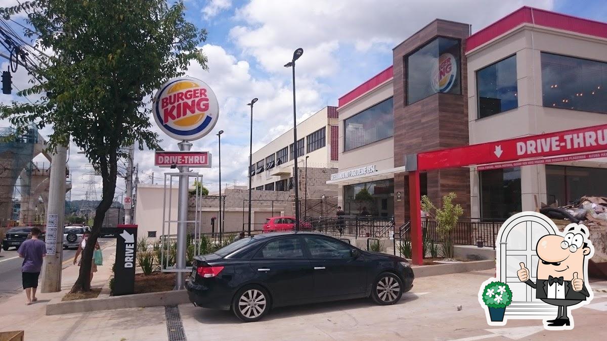 Burger King Drive Thru restaurant, São Paulo, Av. Ragueb Chohfi ...