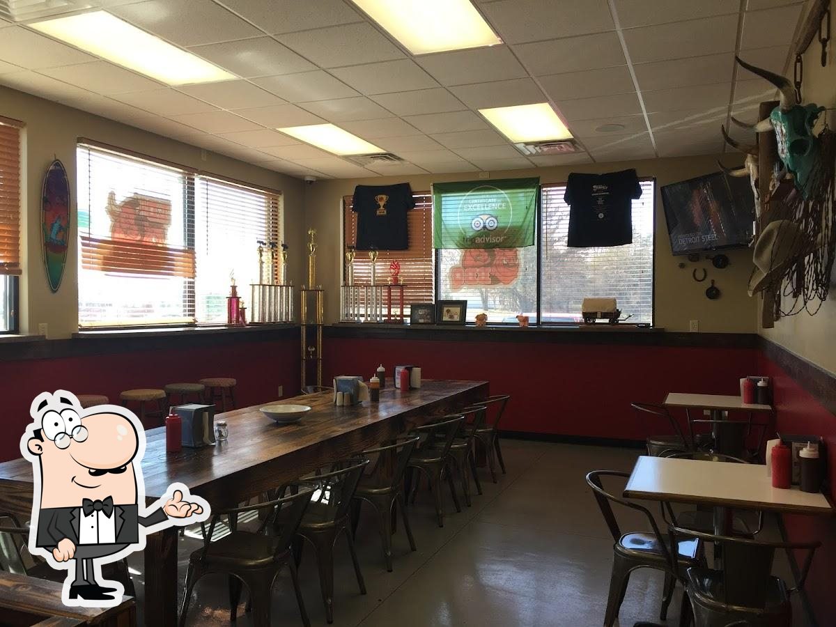 LD's BBQ, 2511 Main St in East Troy - Restaurant menu and reviews