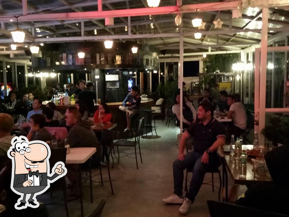 Rooftop Bar, Tagaytay