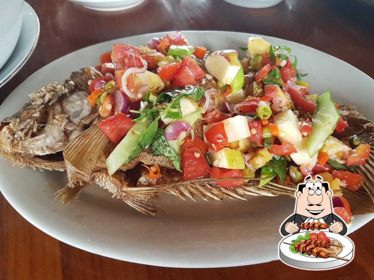 Wisata Warung Wareg restaurant, Batu, Jl. Raya Dieng No.9 - Restaurant ...