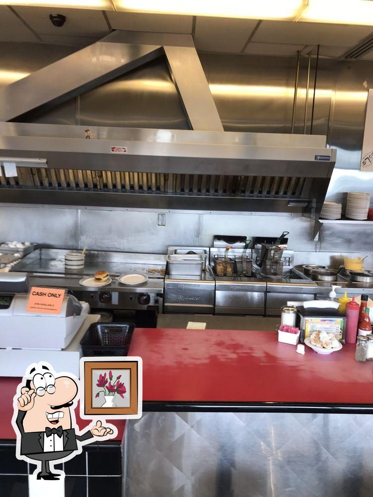 Courtesy Diner, St. Louis - Restaurant menu, prices and reviews