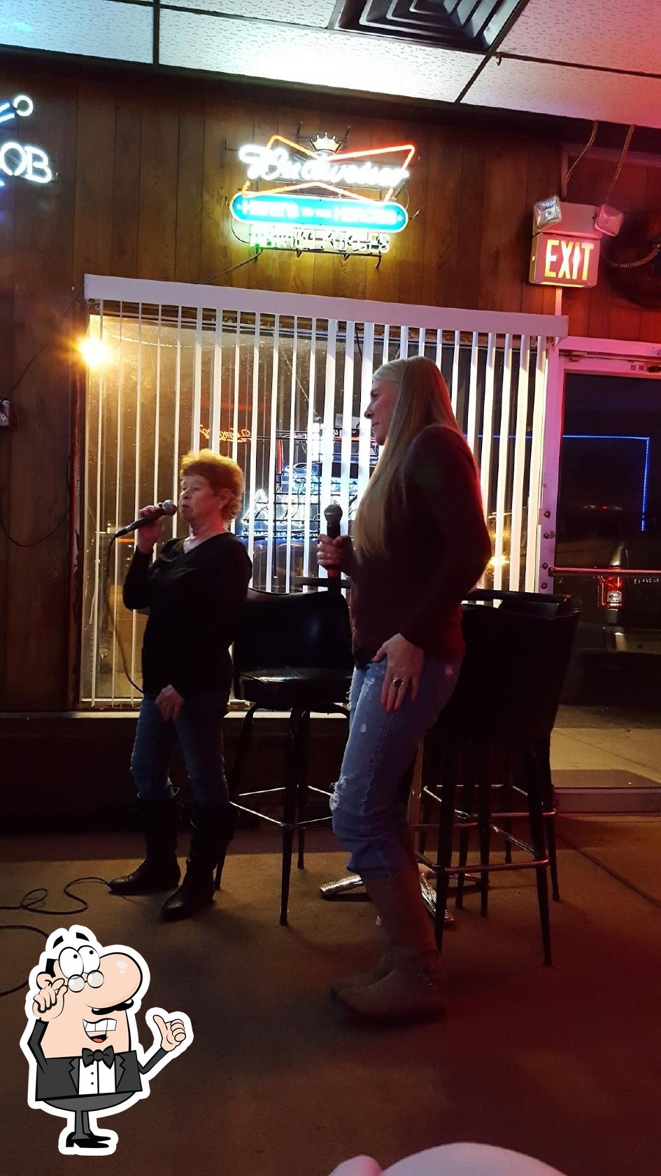 Dry Dock Saloon in Hamilton - Restaurant reviews