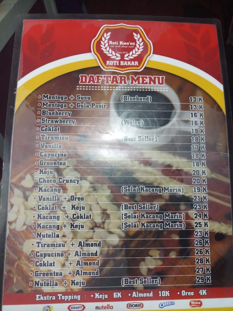 Menu at Roti Bakar Kwo'en Krian, Krian