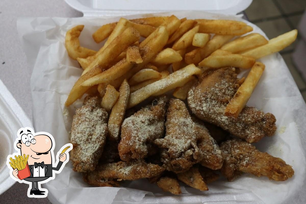 Sam Fish & Chicken in Mount Healthy - Restaurant menu and reviews