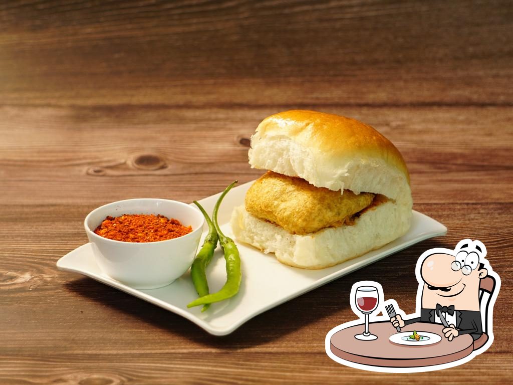 MMV Mumbaiya Misal and Vadapav Vidhyanagar, Anand - Restaurant menu and ...