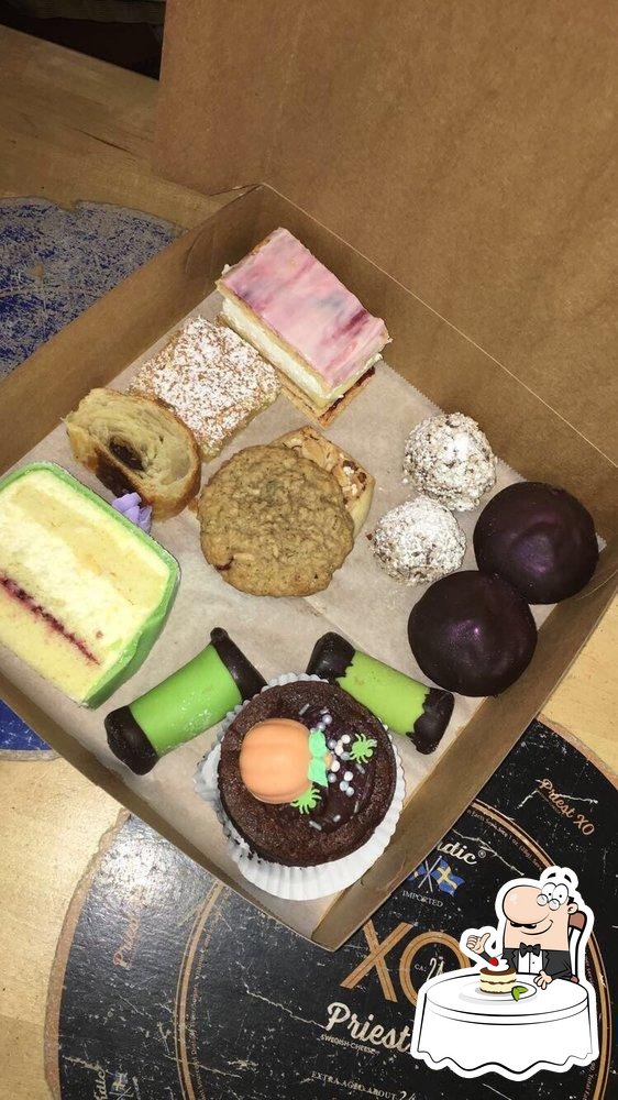 Polar Bakery in Lantana - Restaurant menu and reviews