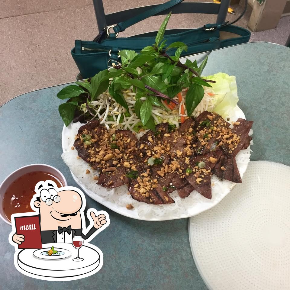 Watt Street Bistro, B, 710 Watt St C in Winnipeg - Vietnamese ...