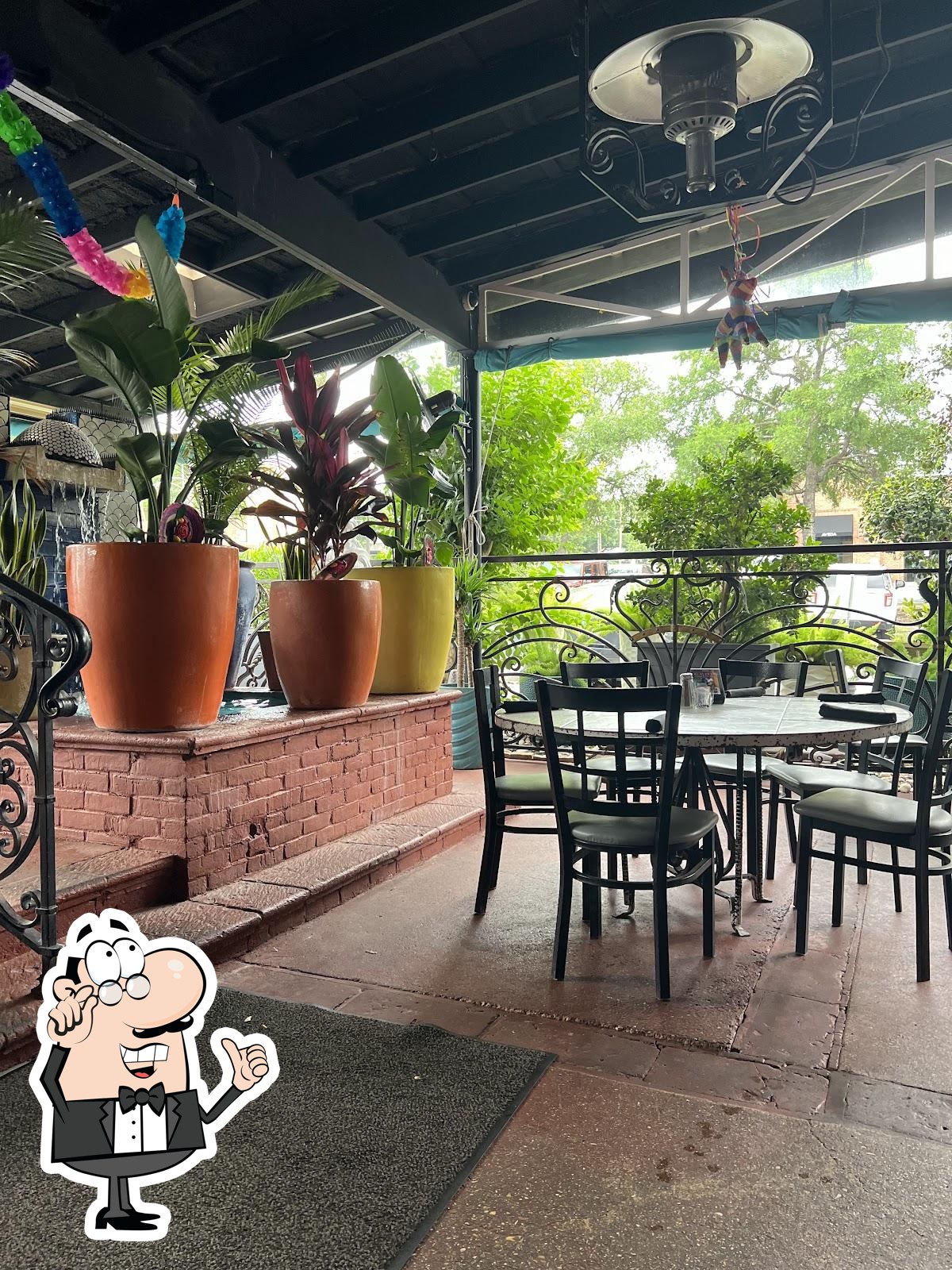 Soluna, San Antonio - Restaurant menu, prices and reviews