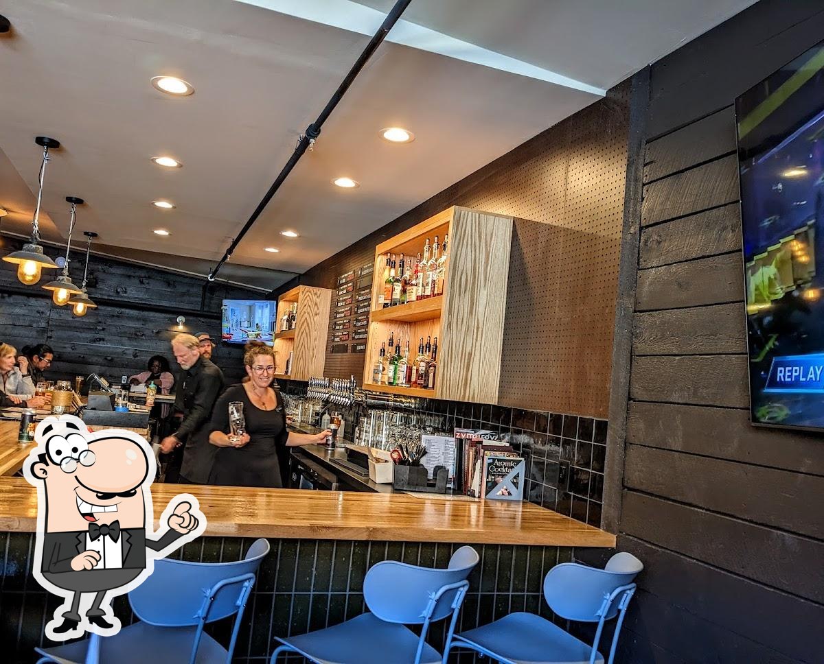 Proper Brewing & Burger Co. in Moab - Restaurant reviews