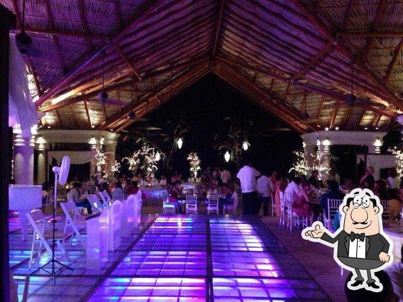 Pub y bar Punta Sirena, Acapulco - Opiniones del restaurante