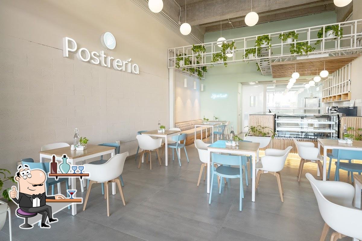 Postreria Urban center, Los Gavilanes - Restaurant menu, prices and reviews