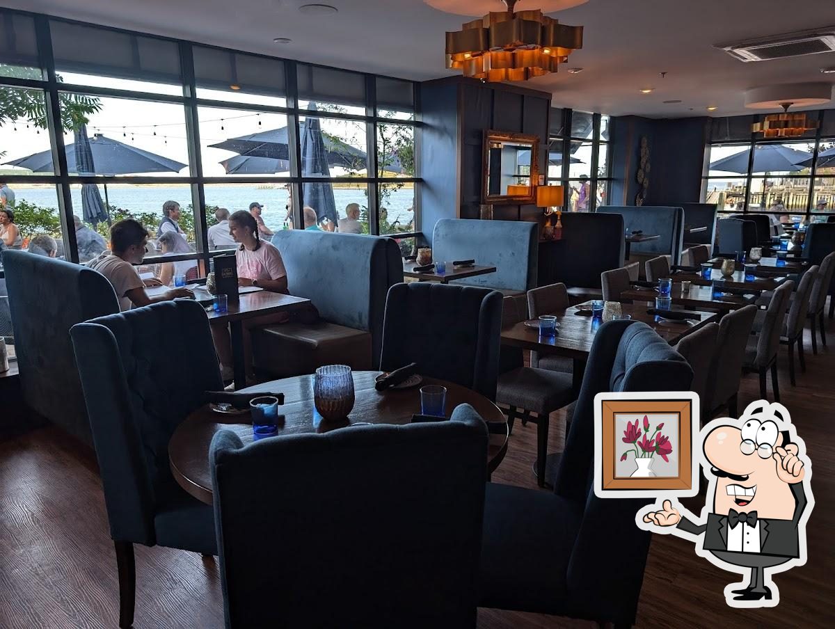 Sea Smoke Restaurant & Bar, Halifax - Restaurant menu, prices and reviews