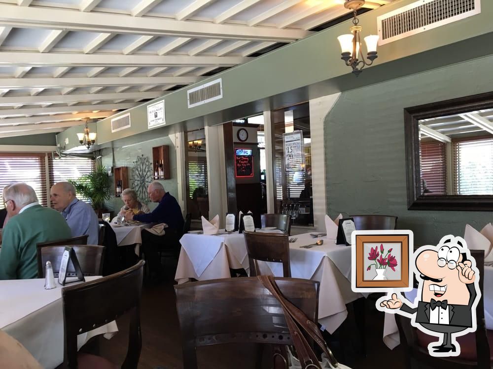 The Tavern on The Plaza in Locust Valley - Restaurant menu and reviews