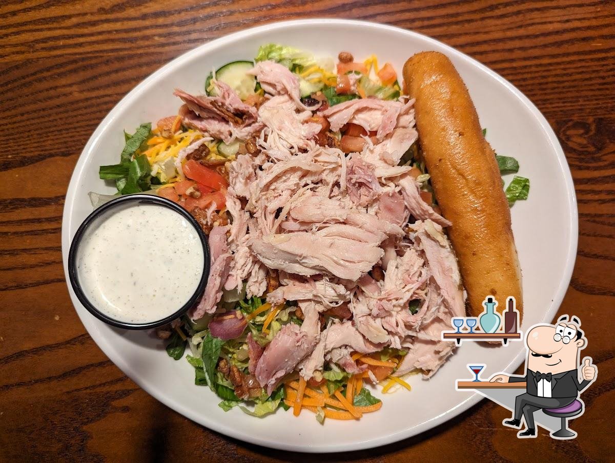 Grizzly's Wood-Fired Grill, Willmar - Restaurant menu, prices and reviews