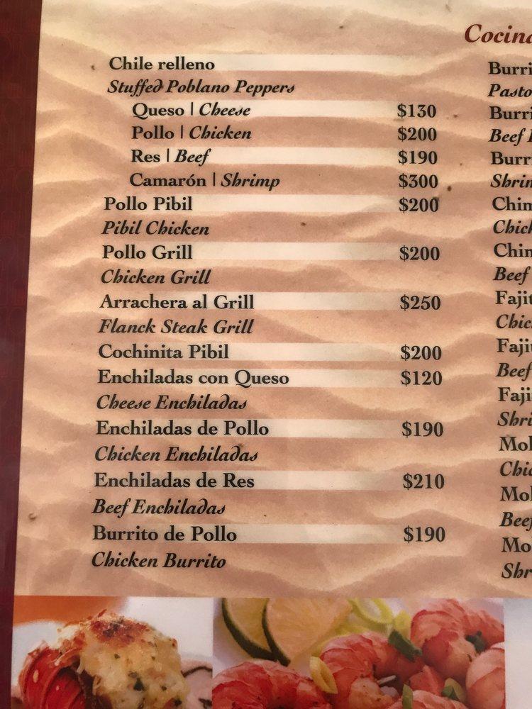 Menu at Papacito restaurant, Puerto Aventuras