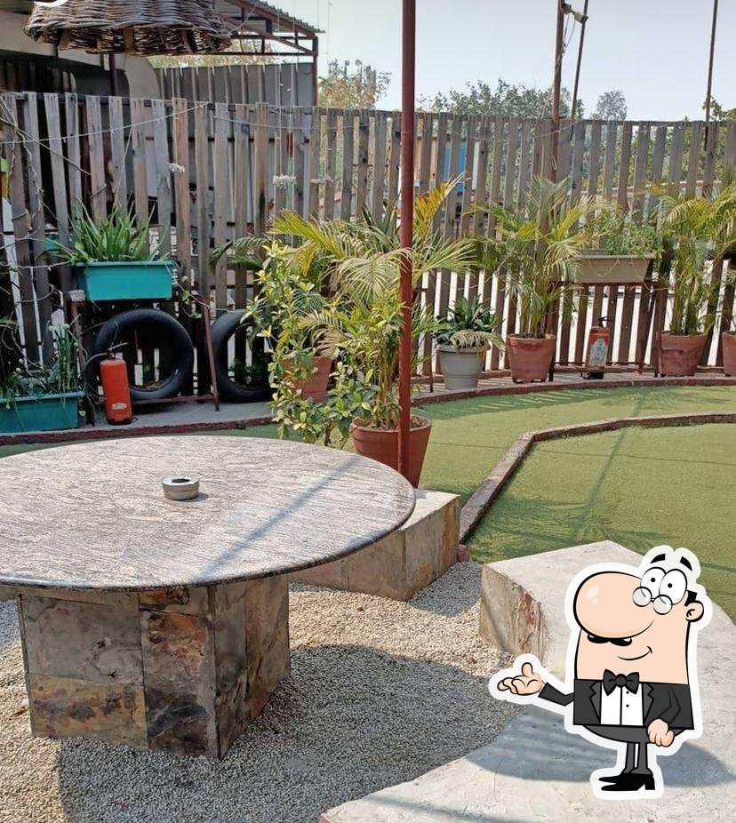 Hippie Bus cafe, New Delhi - Restaurant menu, prices and reviews