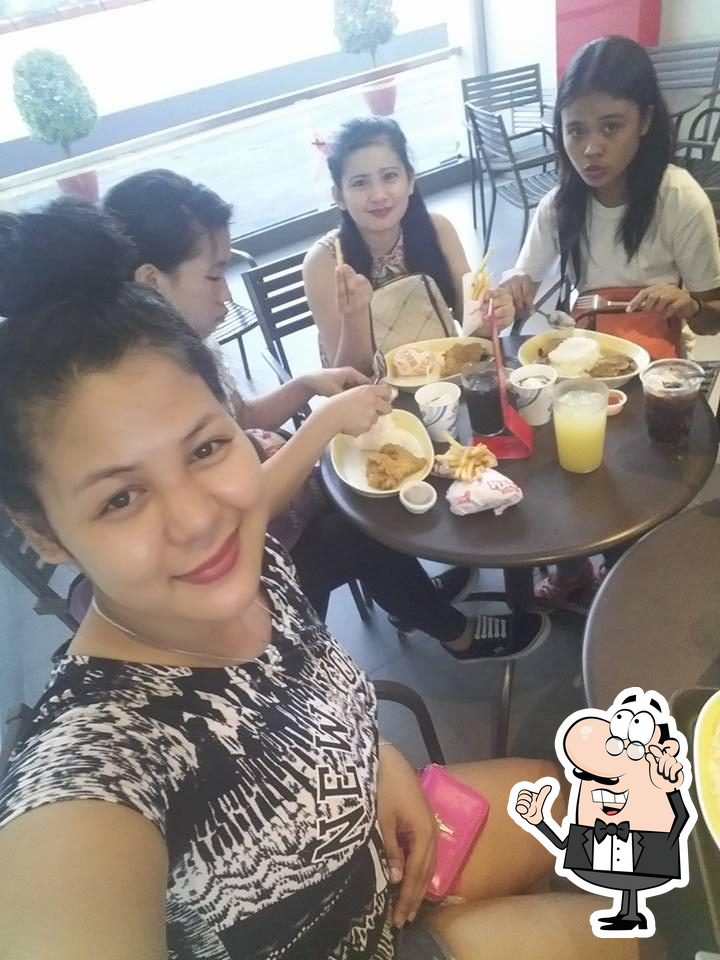 Jollibee restaurant, Camiling - Restaurant reviews