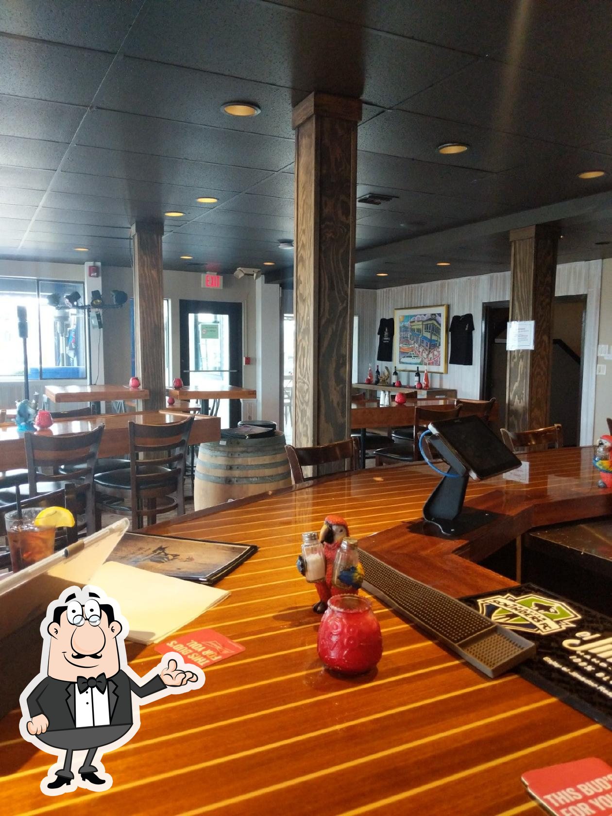 Breakwaters Bar & Grill in Point Roberts - Restaurant menu and reviews