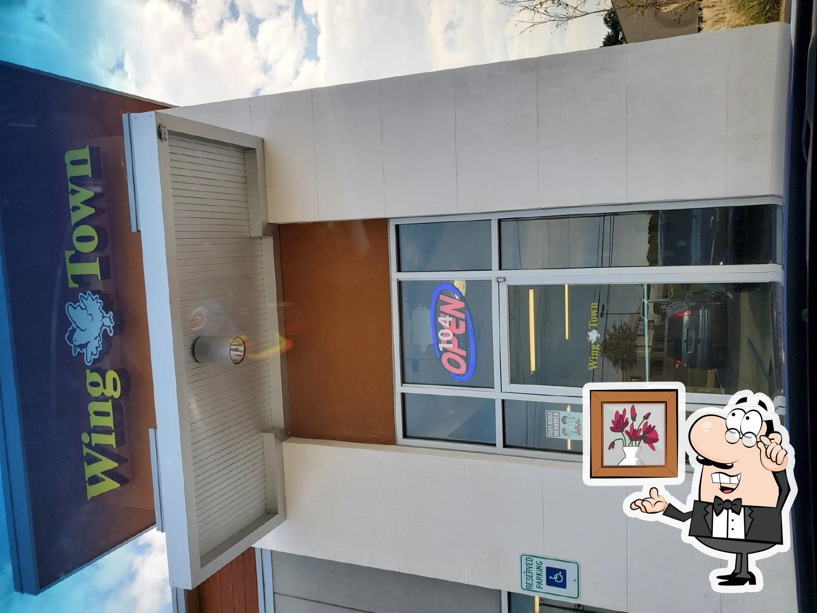 Wing Town, Auburn - Restaurant menu, prices and reviews