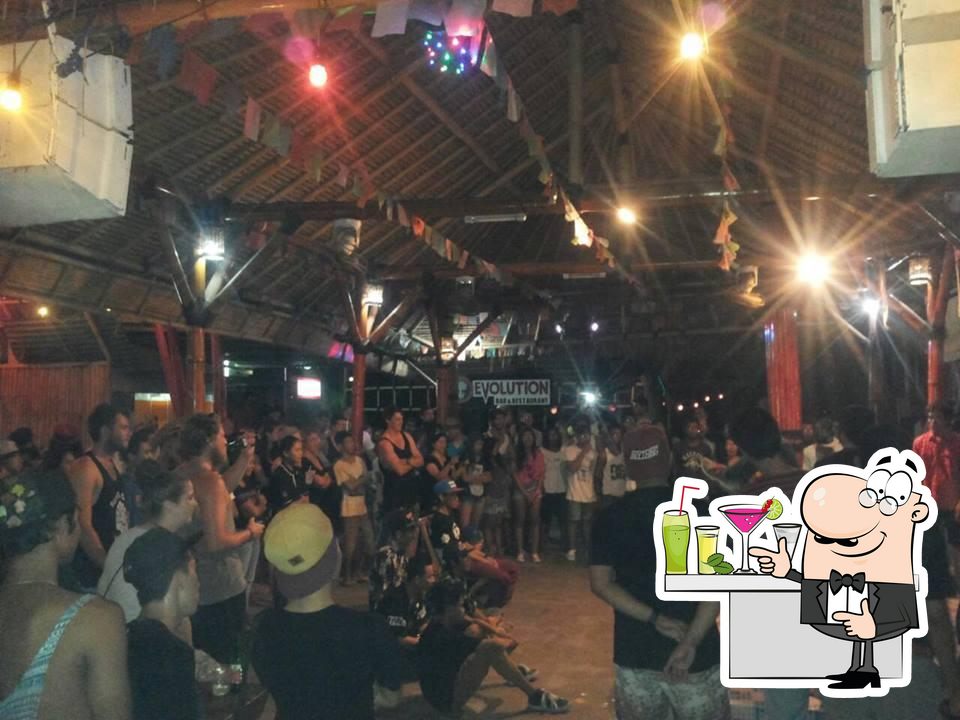 Evolution Bar, Gili Indah - Restaurant reviews