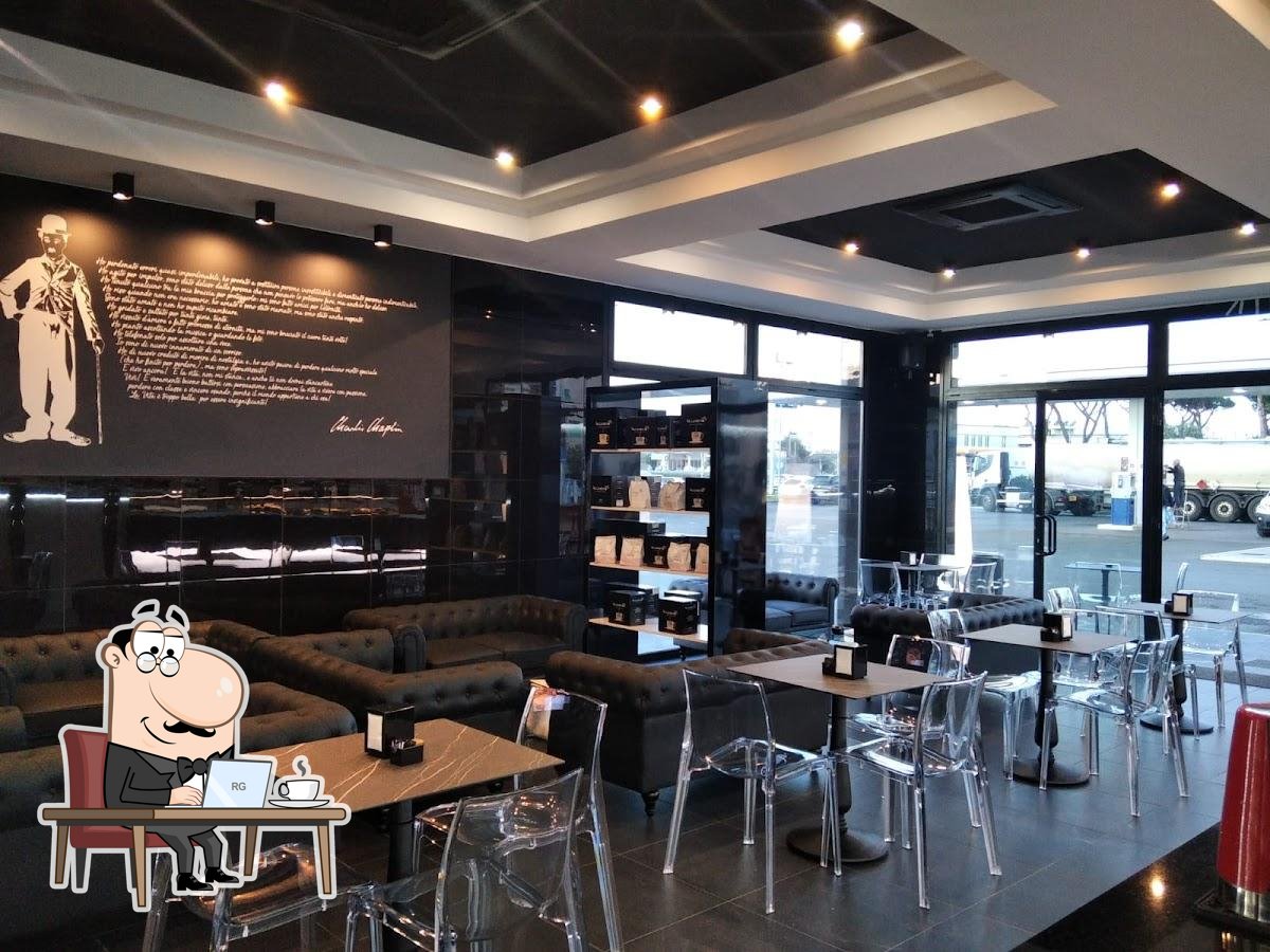 Le Cinéma Café, Viareggio - Menu del ristorante, prezzi e recensioni