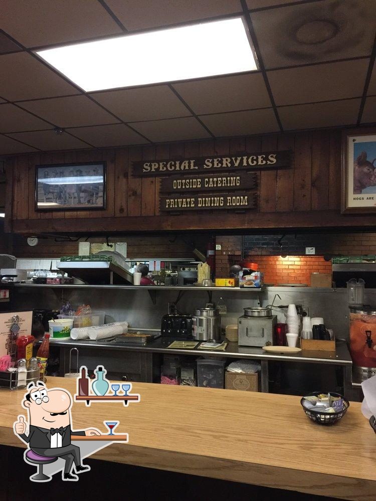 Old Hickory House, Tucker - Restaurant menu, prices and reviews