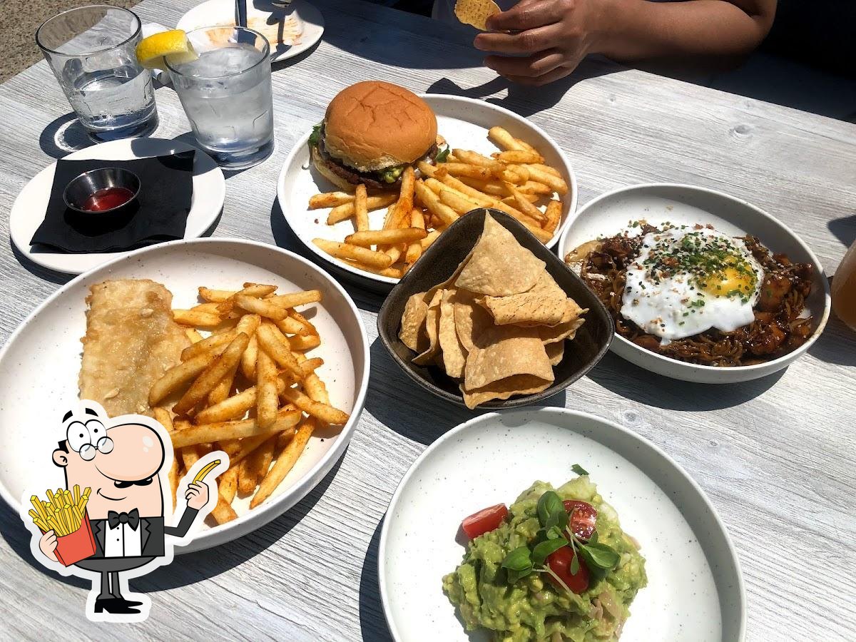 The Bronte Boathouse in Oakville - Restaurant menu and reviews