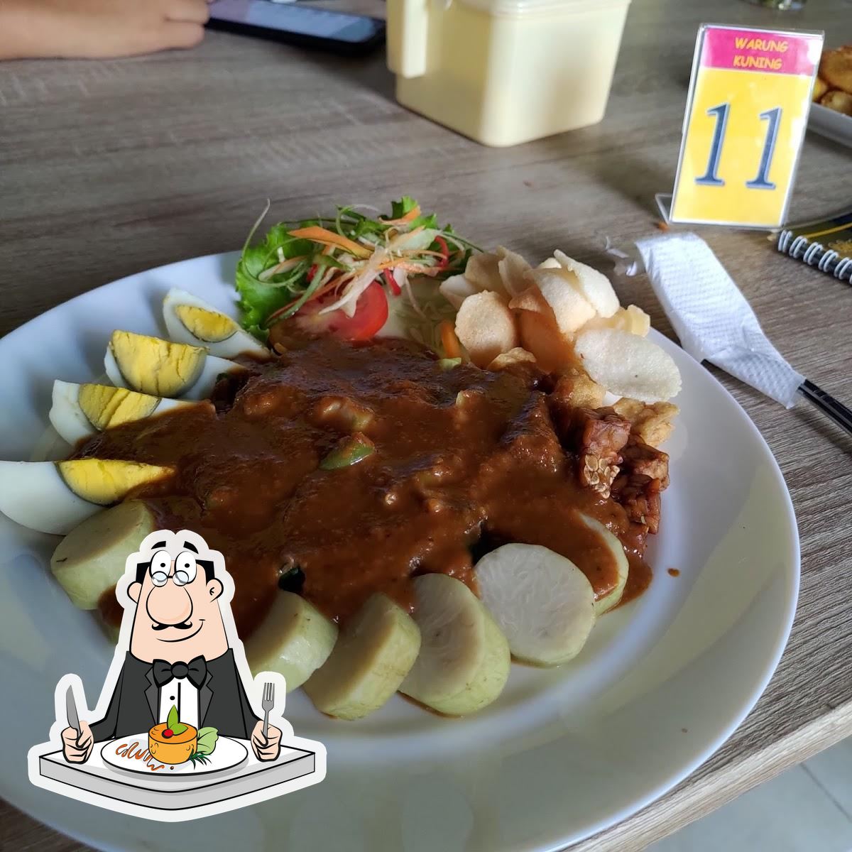 Warung Kuning “WARNING” restaurant, Palu, 4V4H+V48 - Restaurant reviews