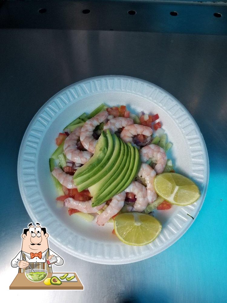 Mariscos Los Tres Animales, 13435 Main St in Los Angeles - Restaurant ...