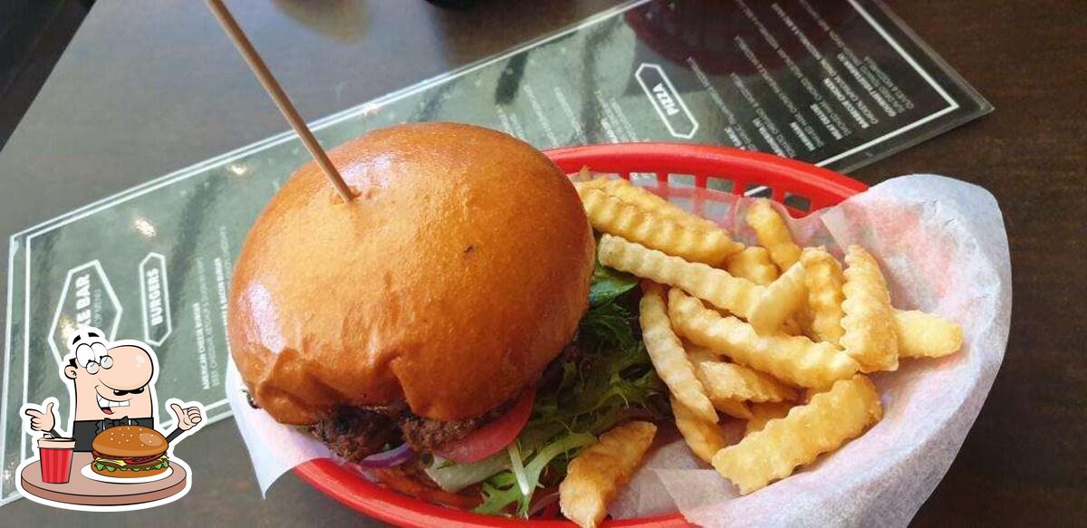Deluxe Bar in Moonee Ponds - Restaurant menu and reviews