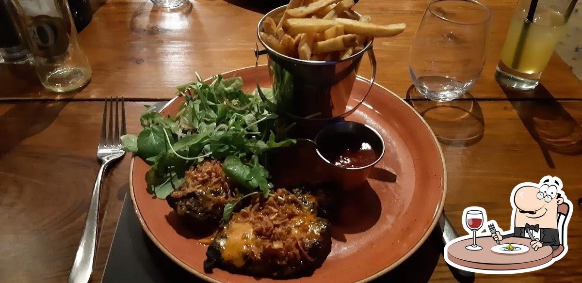 The Grill, Coldra Wood, Celtic Manor Resort in Newport - Restaurant ...