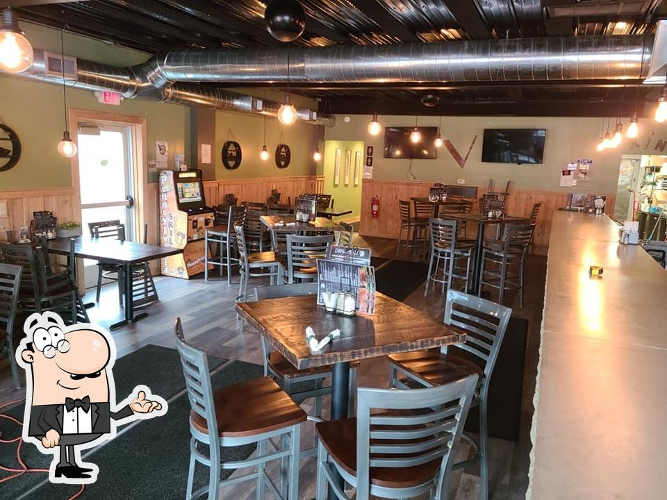 Vey's Pub & Grille, 3176 E State St in Hermitage - Restaurant reviews