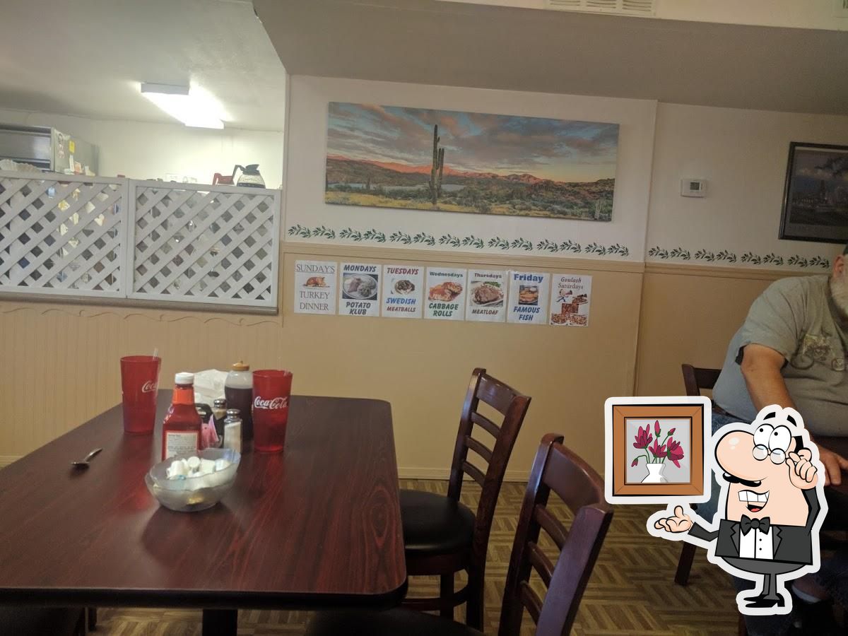 Two Seasons Cafe in Mesa - Restaurant menu and reviews