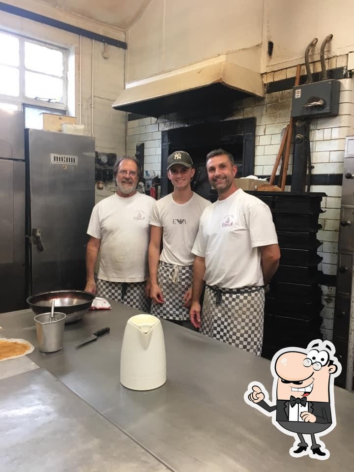 Rogers Bakery, Shefford - Restaurant menu, prices and reviews