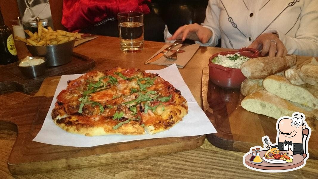 Earls Kitchen + Bar, 10640 Macleod Trail SE in Calgary - Restaurant ...