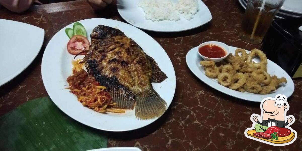 Taman Santap Rumah Kayu restaurant, Jakarta, Jl.Lodan Timur II No.7 ...