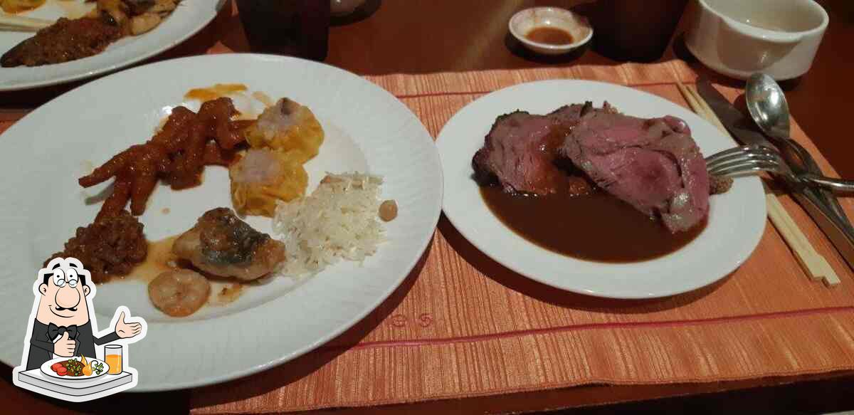 Circles Event Cafe at Makati Shangri-La, Manila, Makati - Restaurant ...