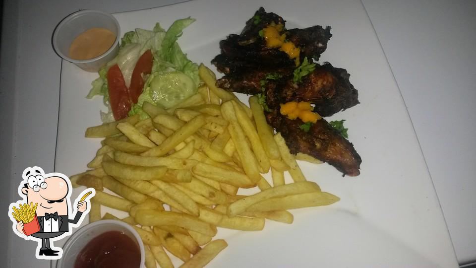Food Fever Bar & Restaurant, Sint Maarten
