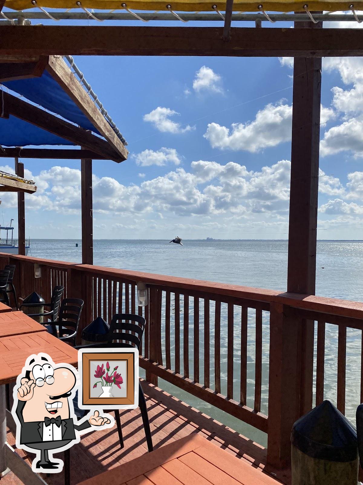 Snoopy's Pier, Corpus Christi - Restaurant menu, prices and reviews