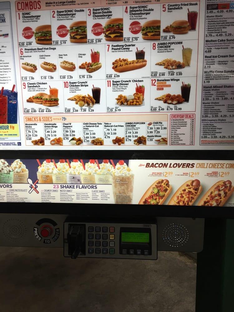 Menu at Sonic Drive-In fast food, Blanco