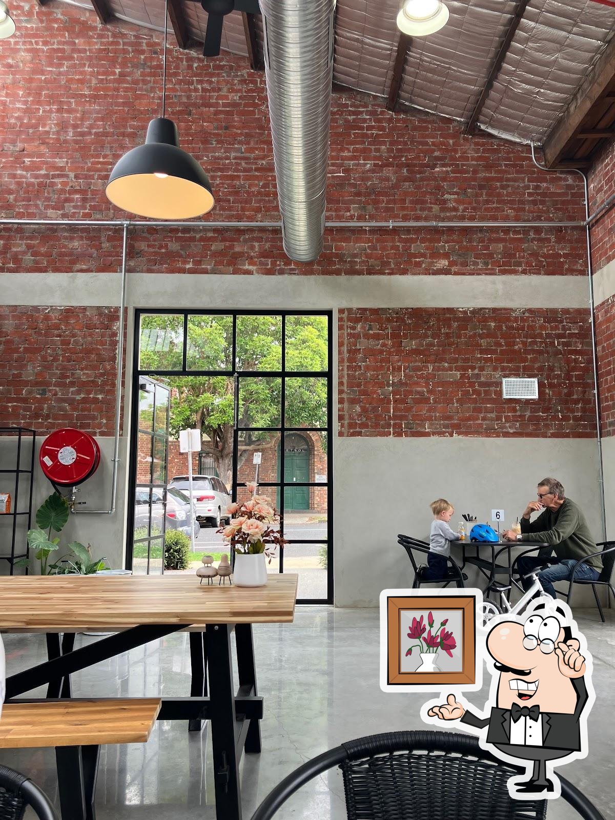 Line Up Coffee, Newtown - Restaurant menu, prices and reviews