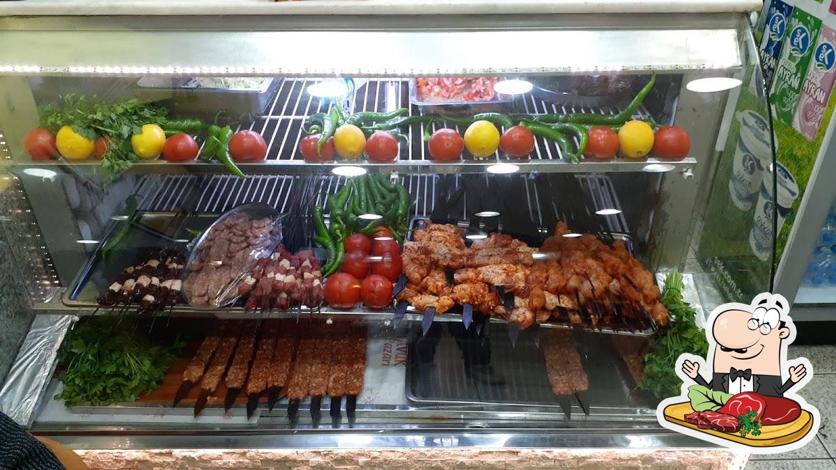 01 ADANA KEBAP KANAT VE DÜRÜM SALONU, Istanbul - Restaurant reviews