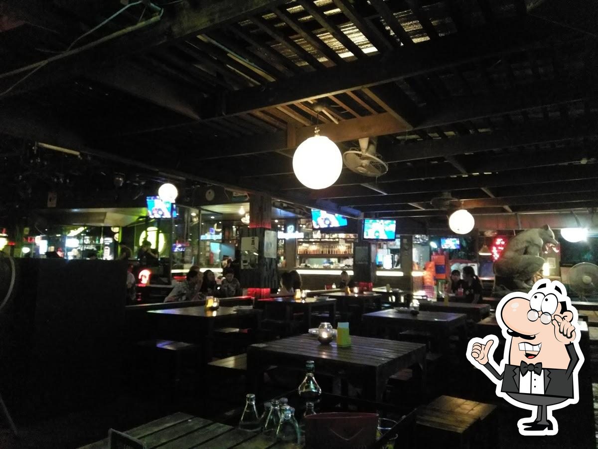 Fullmoon Terrace & Bar, Bangkok, 614 Lad Prao Wanghin Rd - Opiniones ...