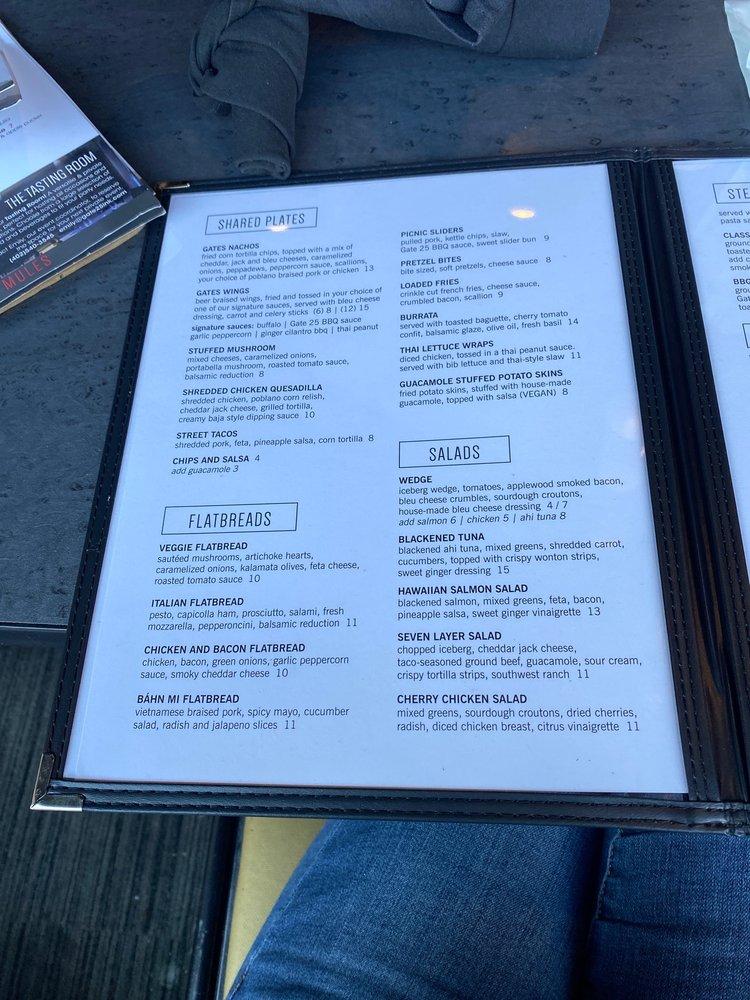 Menu at Gate 25 Bar and Restaurant, Lincoln